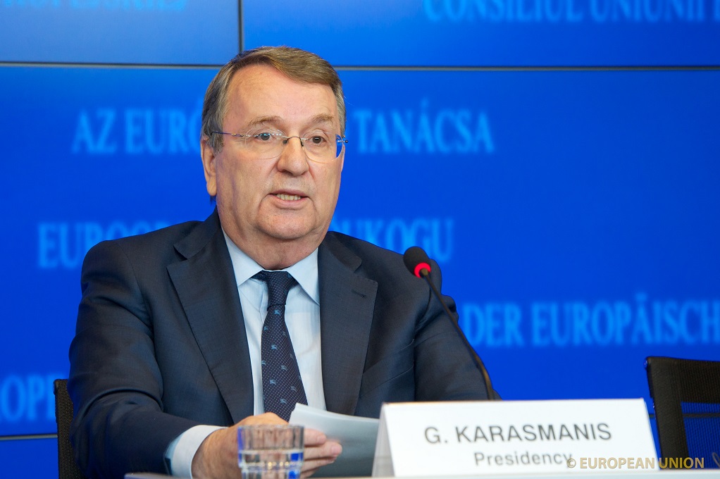 Επικοινωνία Καρασμάνη με Τζιτζικώστα για τον οδικό άξονα Χαλκηδόνας ...