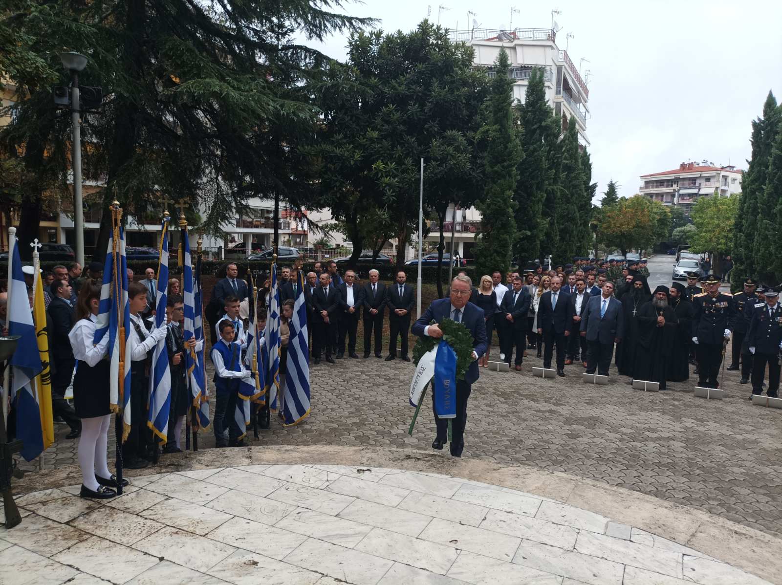 Στην Έδεσσα ο Γιώργος Καρασμάνης συμμετείχε στους εορτασμούς για τα 111 ...