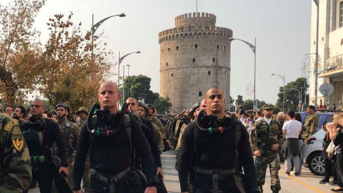 Δέος και ανατριχίλα με τα ΟΥΚ – Τραγουδώντας το “Μακεδονία ξακουστή ...